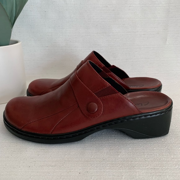 Clarks | Shoes | Clarks Maroon Leather Button Accent Slide Comfort Clog ...